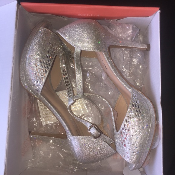 De Blossom | Shoes | De Blossom Collection Silver Sparkle Heels | Poshmark